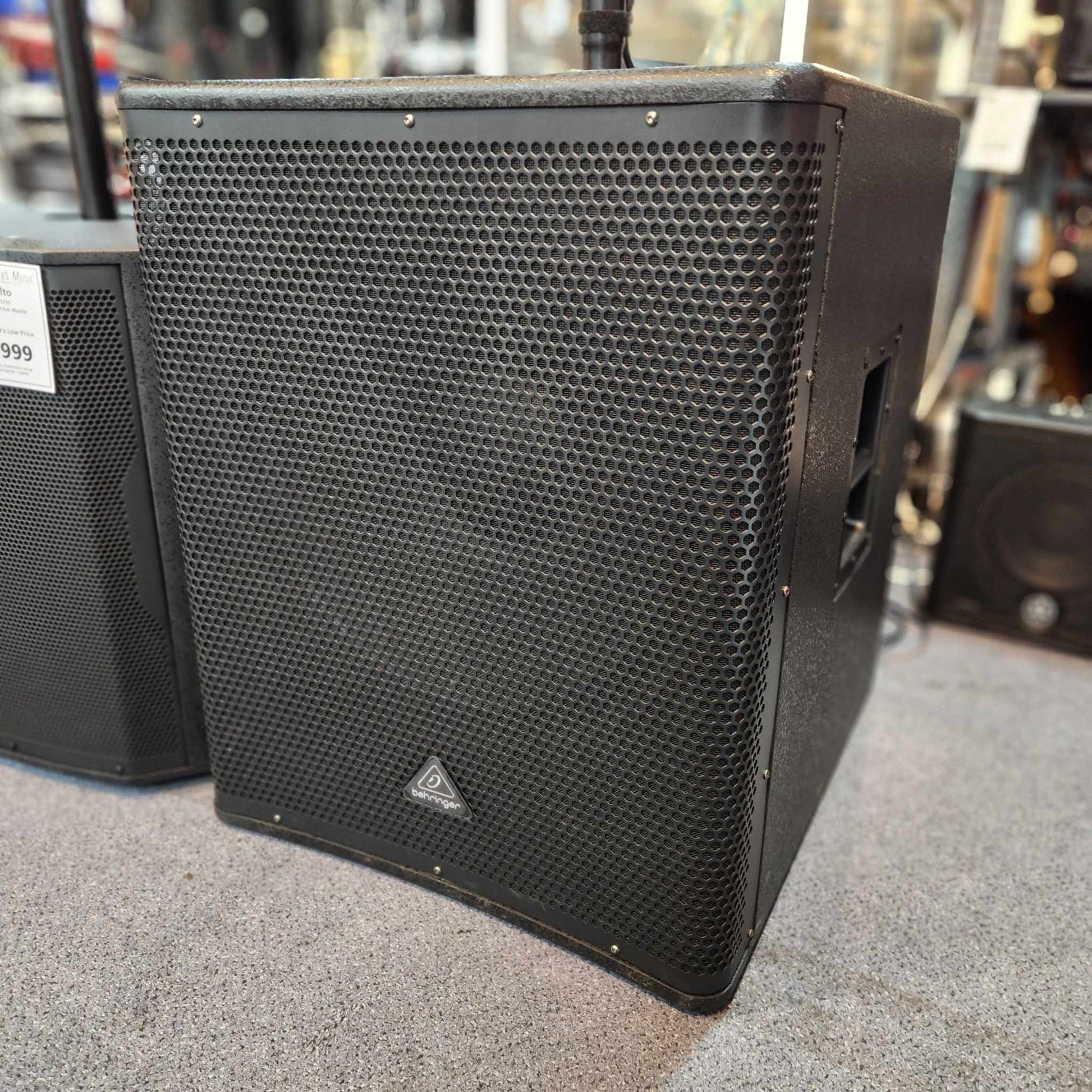Behringer DR18SUB 18" Subwoofer – Lander's Music Store