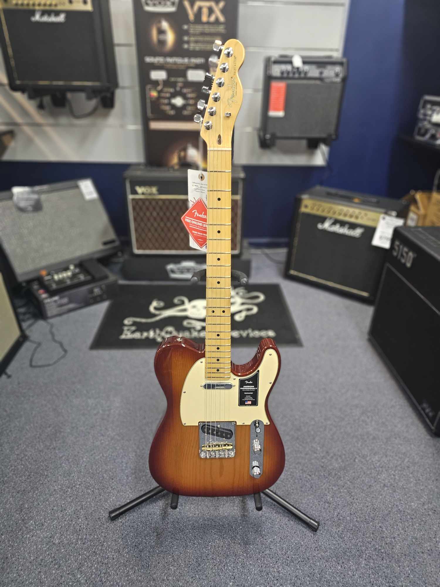 Fender American Professional II Sienna Sunburst Telecaster with Deluxe ...